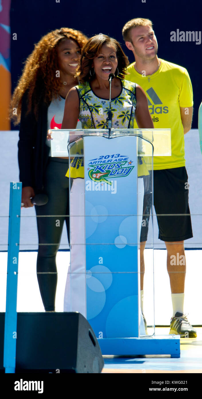 Michelle obama and serena williams hi-res stock photography and images ...