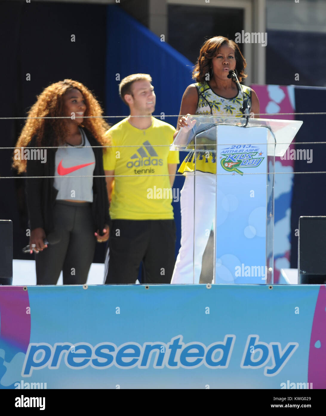 Michelle obama and serena williams hi-res stock photography and images ...