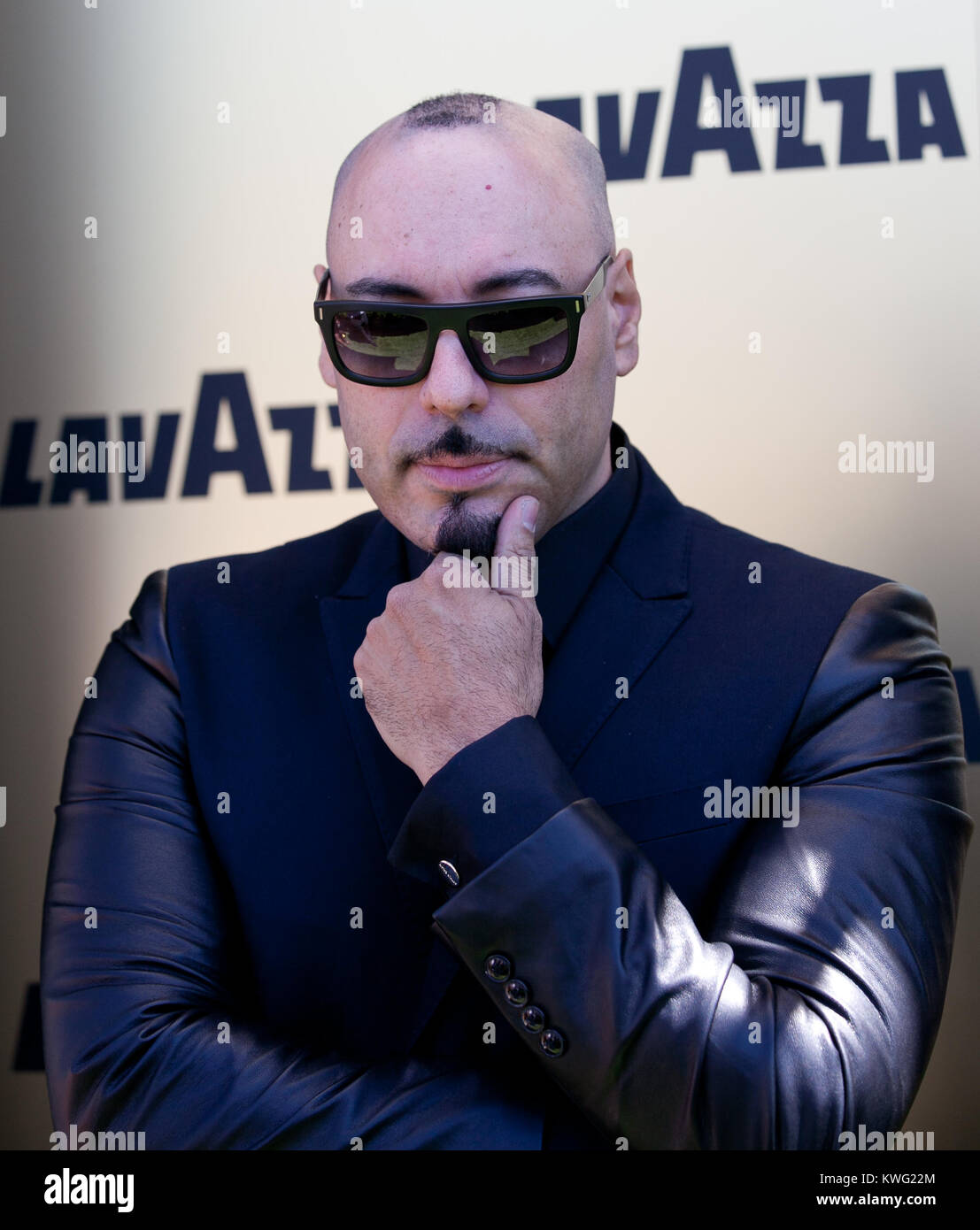 Roger sanchez hi-res stock photography and images - Alamy
