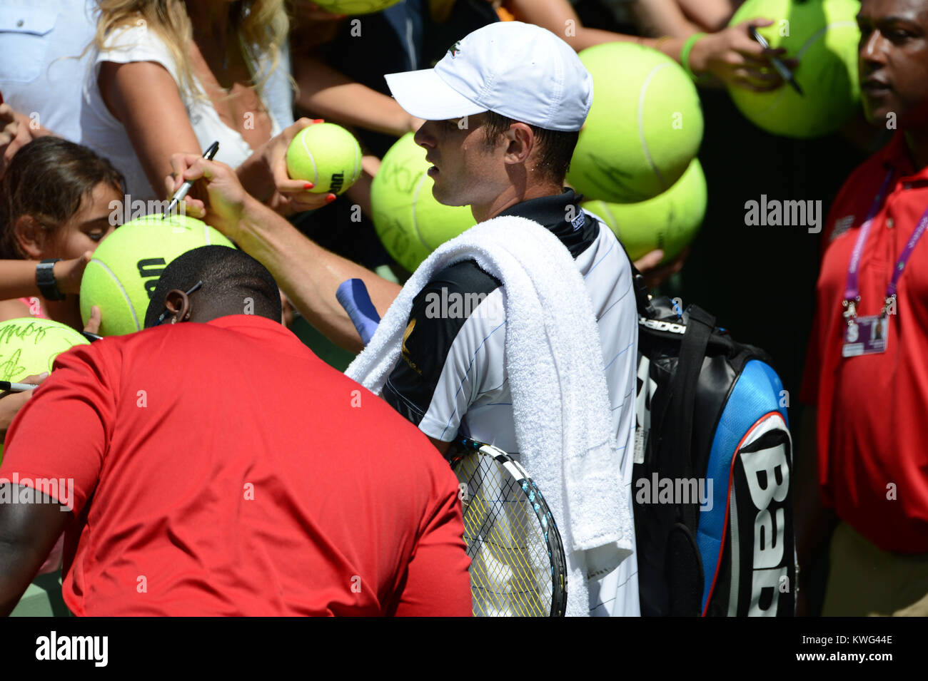 KEY BISCAYNE, FL - MARCH 24: Andy Roddick defeats Gilles Muller of ...