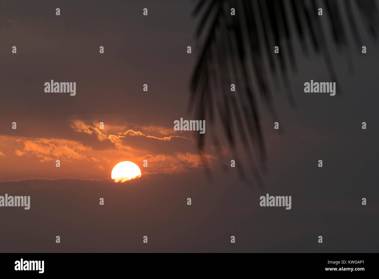 Sunset on Mui Ne beach, Phan Thiet, Vietnam Stock Photo - Alamy