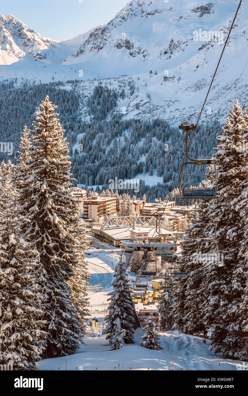Arosa alpine ski resort hi-res stock photography and images - Alamy