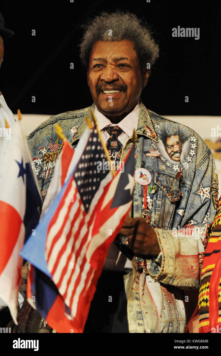 Boxing promoter don king attends a press conference at paradice hi-res ...
