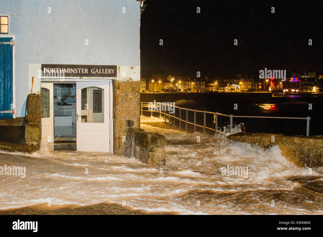 Storm damage harbour hi-res stock photography and images - Alamy