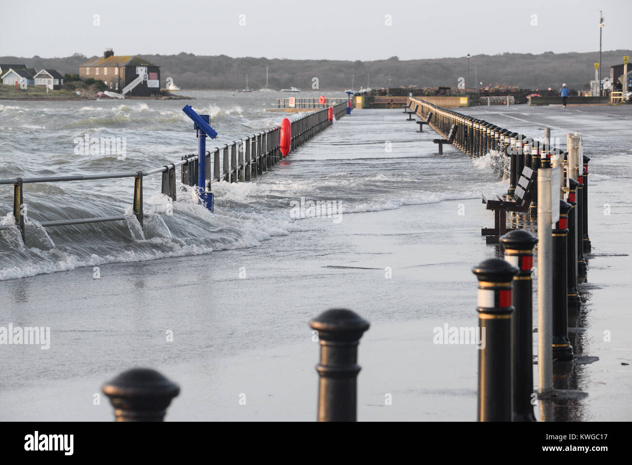 Storm Eleanor battering the south coast of England at Mudeford Quay ...