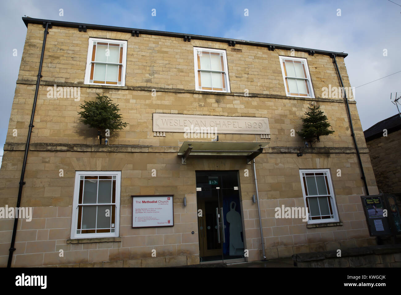 Wetherby, UK. 3rd Jan, 2018. Blue Calm weather after the storm at ...