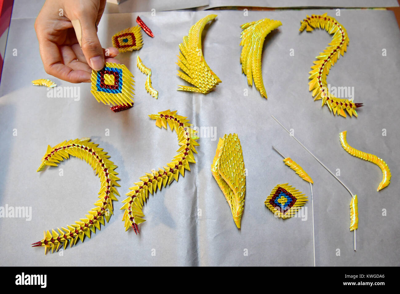 Old laid paper hi-res stock photography and images - Alamy