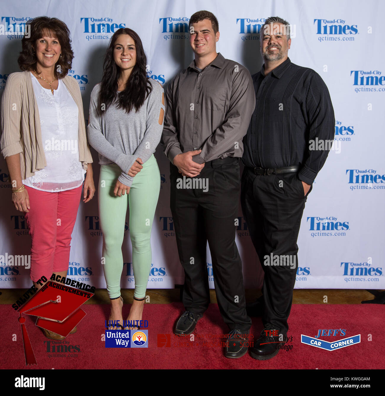 May 9, 2017 - Davenport, Iowa, U.S. - Guests pose for a photo on the ...