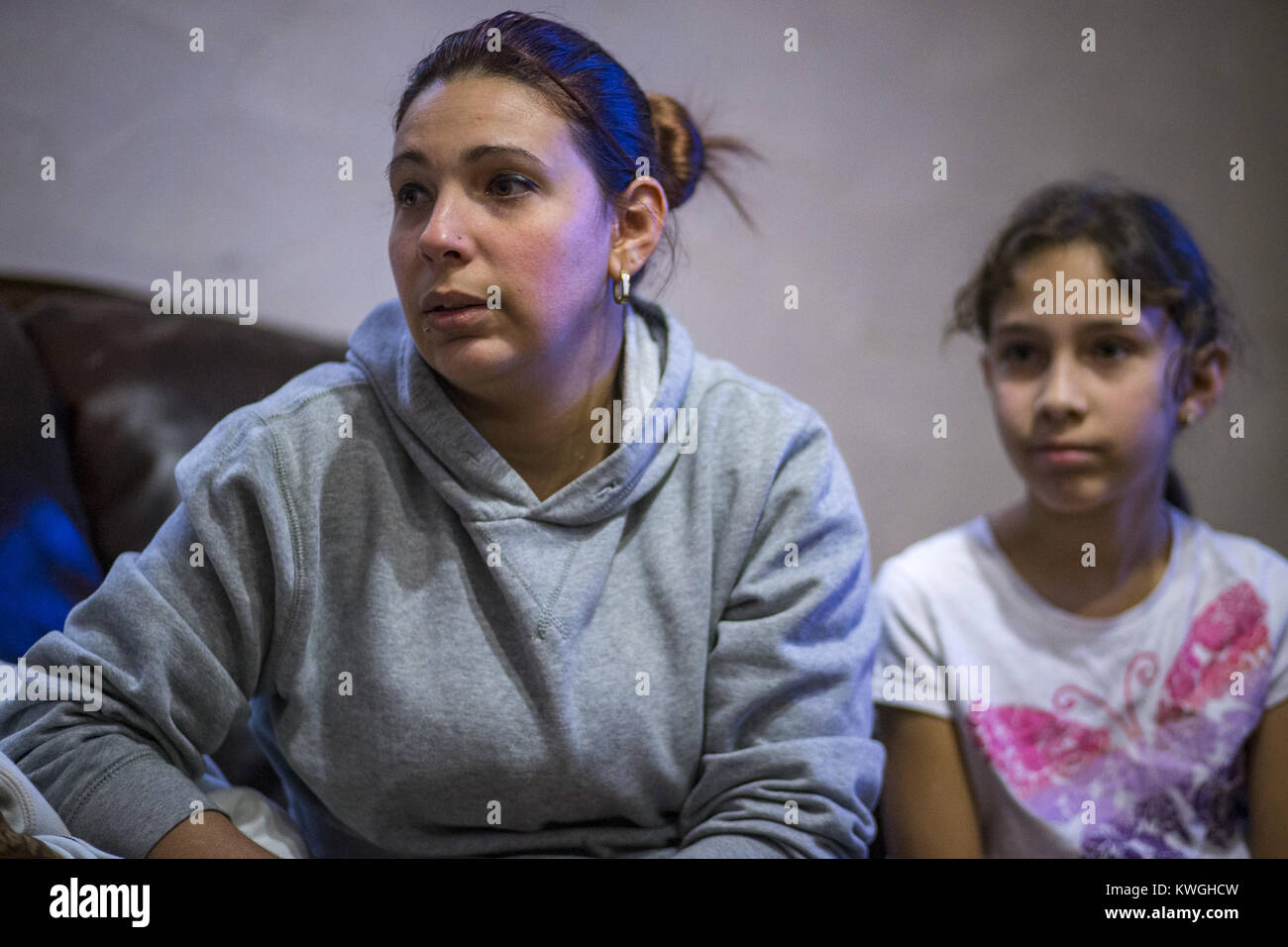 Rock Island, Iowa, USA. 2nd Nov, 2017. Piedad Salas and her nine-year ...