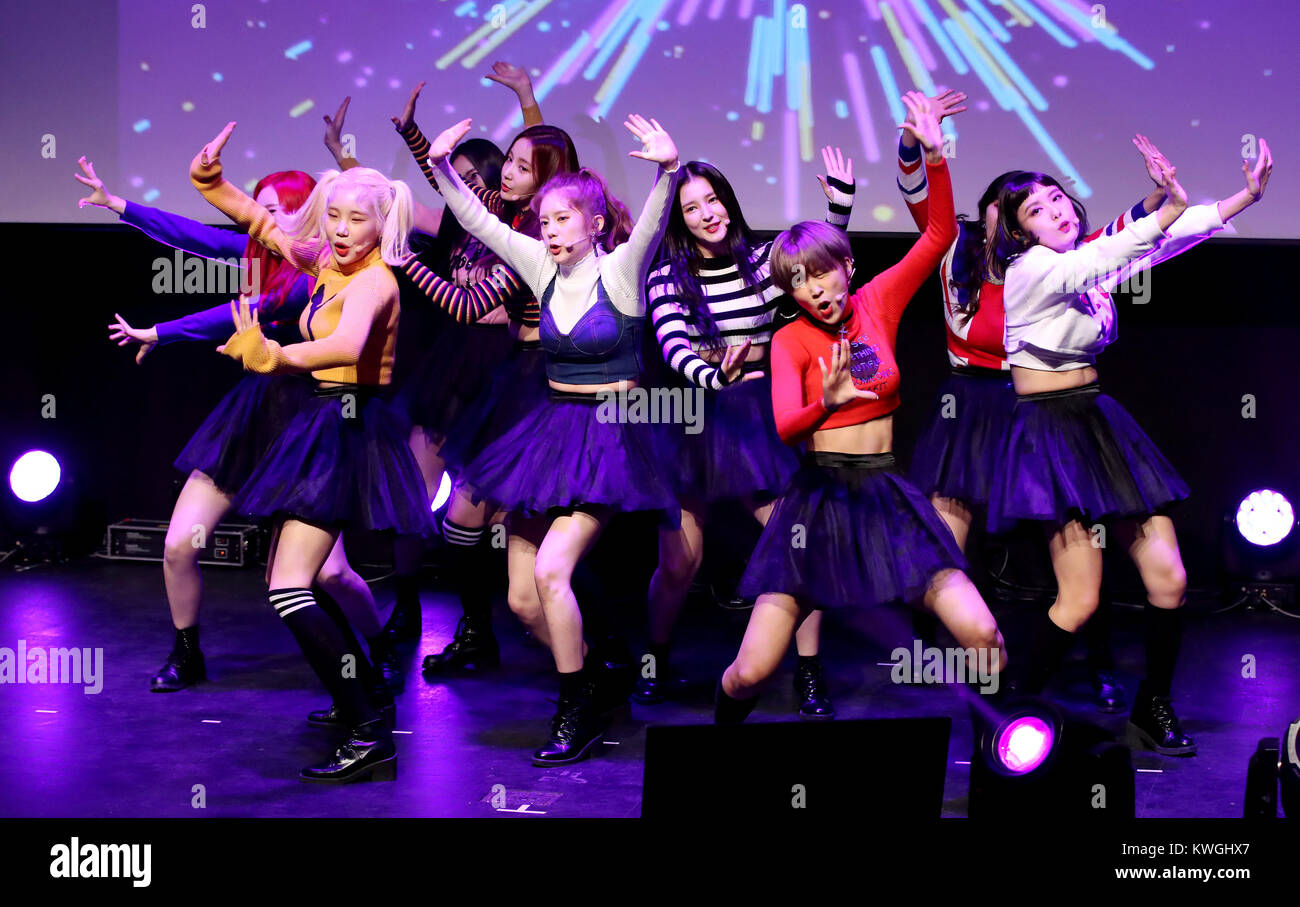 Korea. 04th Jan, 2018. S. Korean girl group Momoland South Korean girl ...