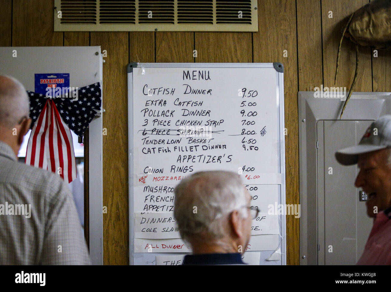 Milan, Iowa, USA. 4th Dec, 2016. The dinner menu is seen as members ...