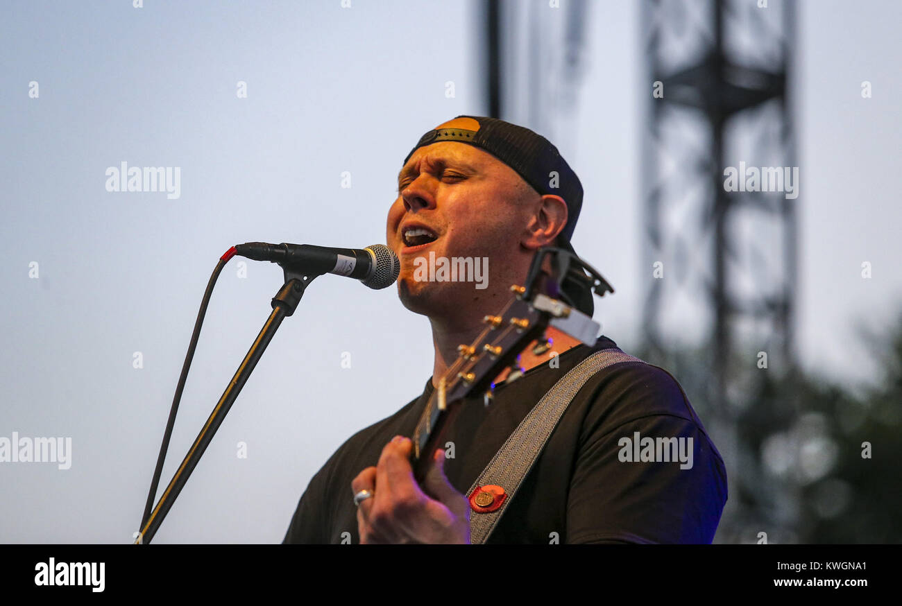 Davenport, Iowa, USA. 3rd Sep, 2017. Singer and guitarist Bryan ...