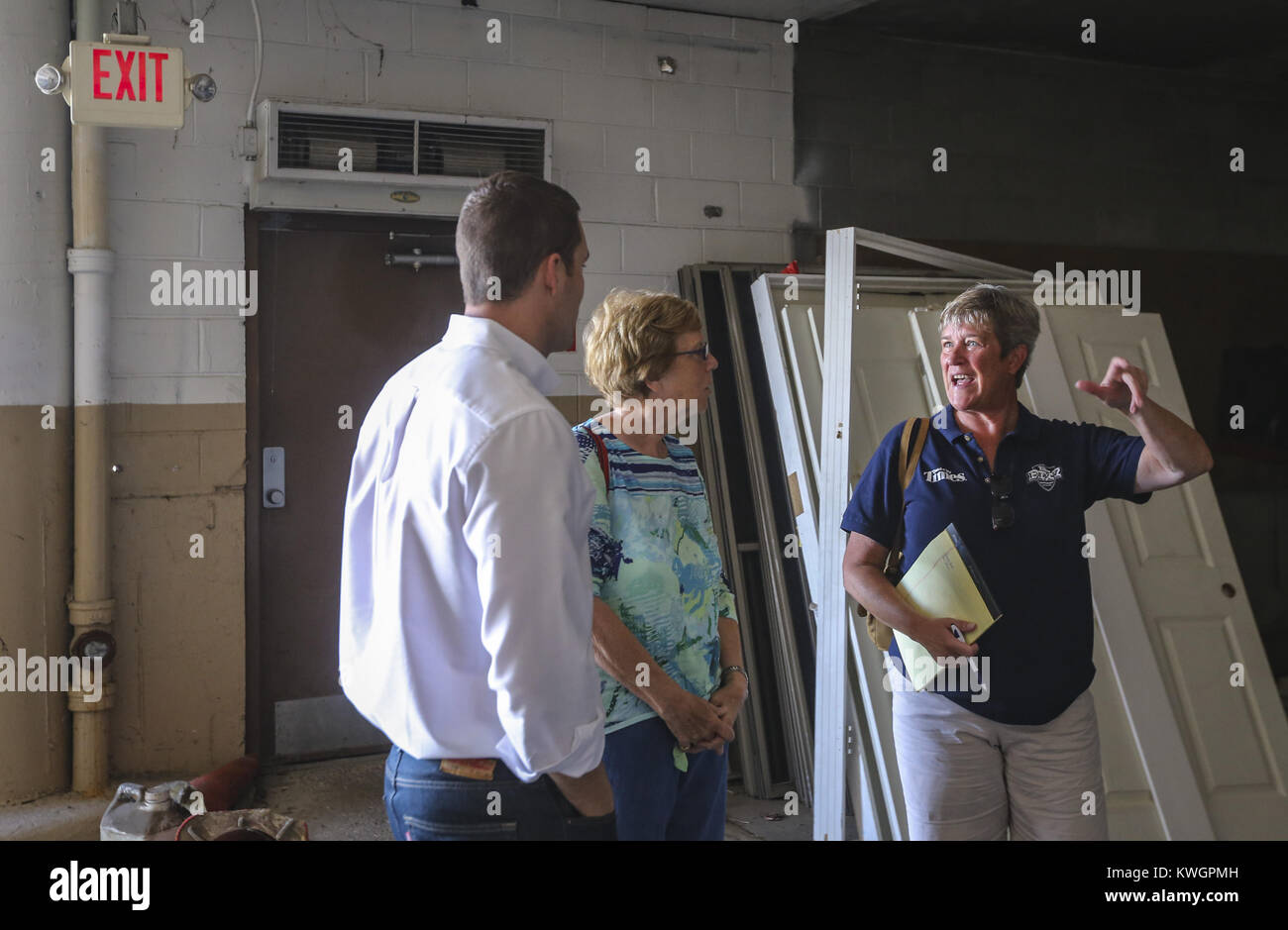 Davenport, Iowa, USA. 8th Aug, 2017. Quad-City Times columnist Barb ...