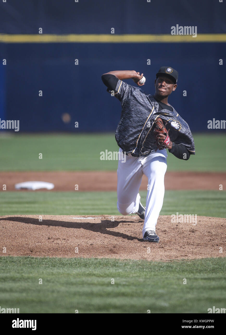 Andy blanco hi-res stock photography and images - Alamy