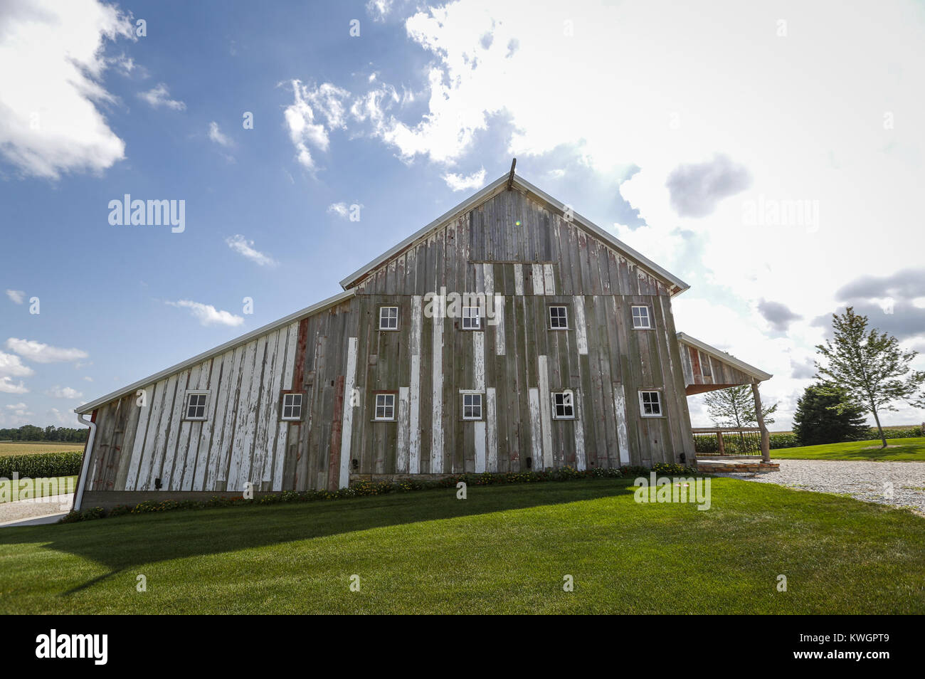 Bunker barn hi-res stock photography and images - Alamy