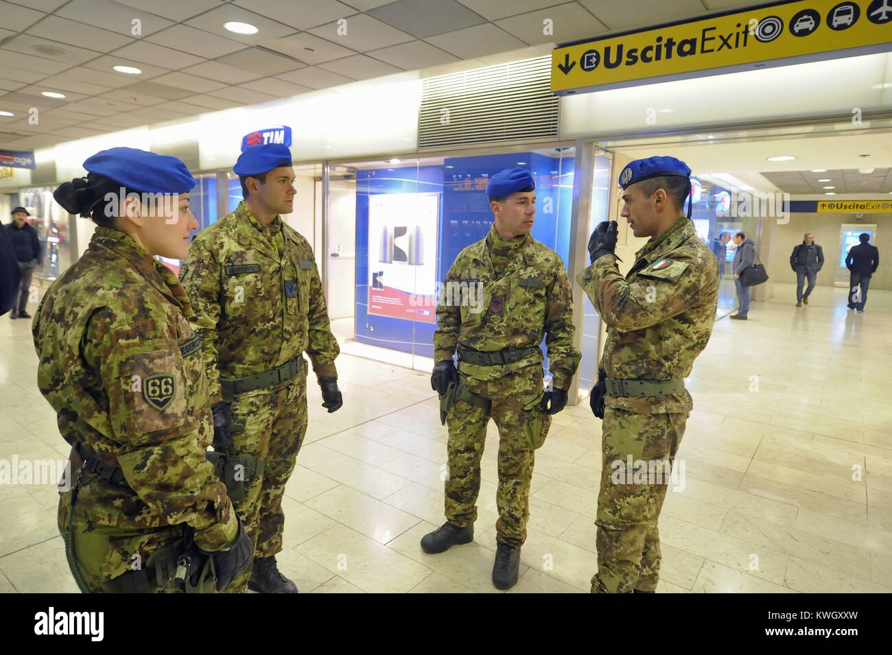 Milan (Italy), mixed patrols of police and Army in service for counter ...