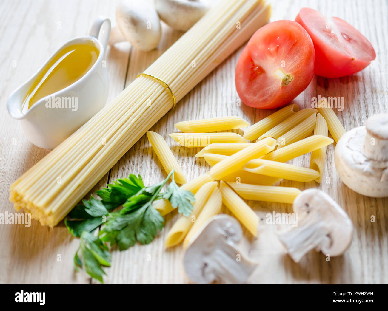 Spaghetti and penne with pasta ingredients Stock Photo - Alamy