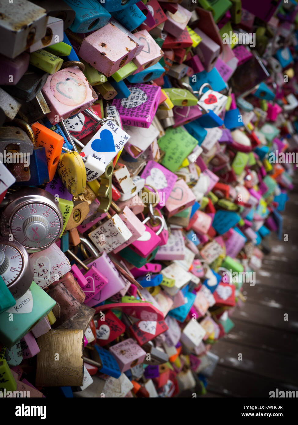 Love locks at Seoul Tower Stock Photo - Alamy