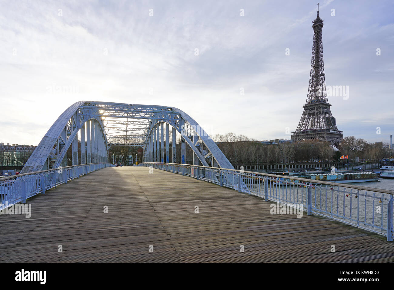 View of the Passerelle Debilly, an arch foot bridge over the River ...
