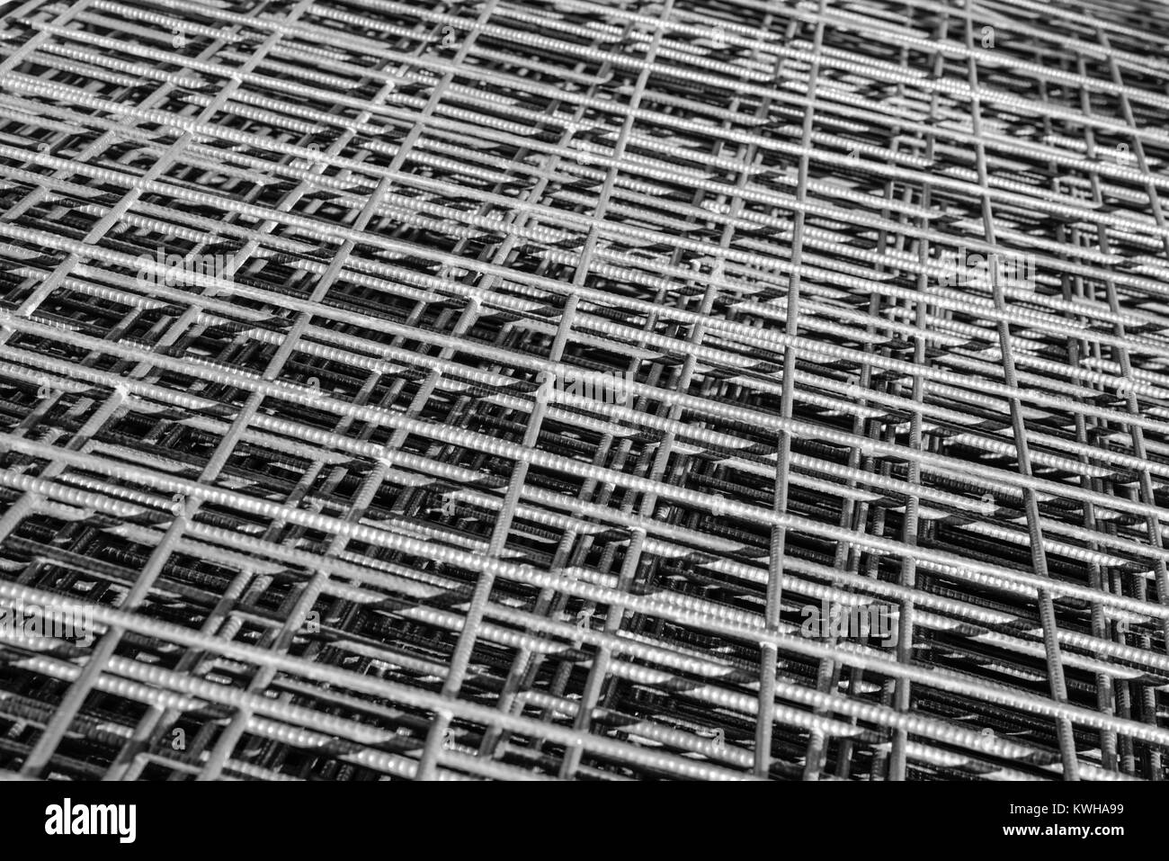 Reinforcing steel mesh, close up image of construction material Stock ...