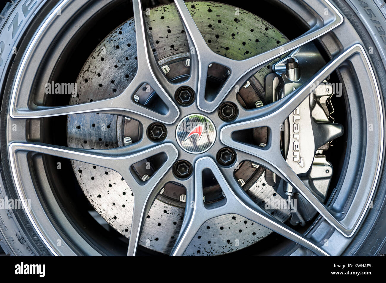 Race car brakes hi-res stock photography and images - Alamy