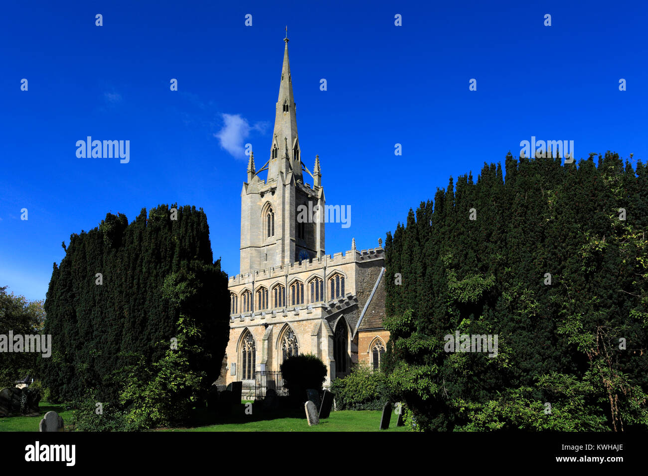Autumn, St Andrews church, Billingborough village, Lincolnshire ...
