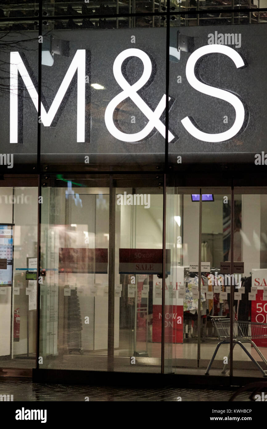 M&s logo hi-res stock photography and images - Alamy