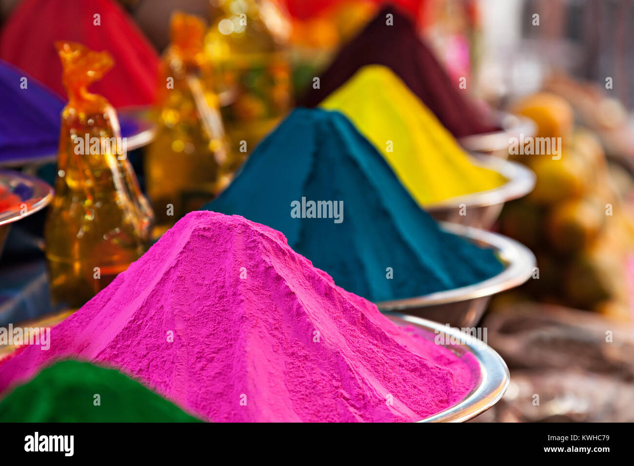 Color powder on the indian market, India Stock Photo - Alamy