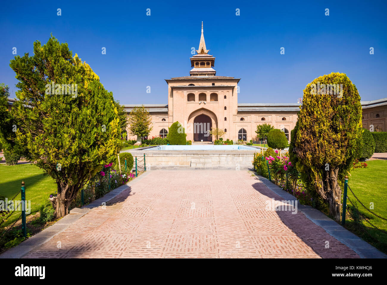 Jama Masjid Mosque is a mosque in Srinagar, Jammu and Kashmir, India ...