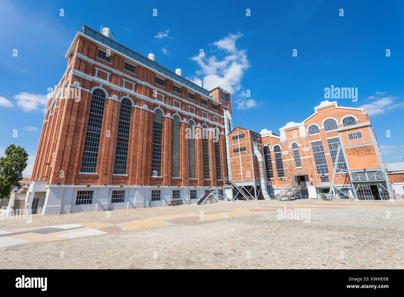 The Electricity Museum is a centre that presents the evolution of ...