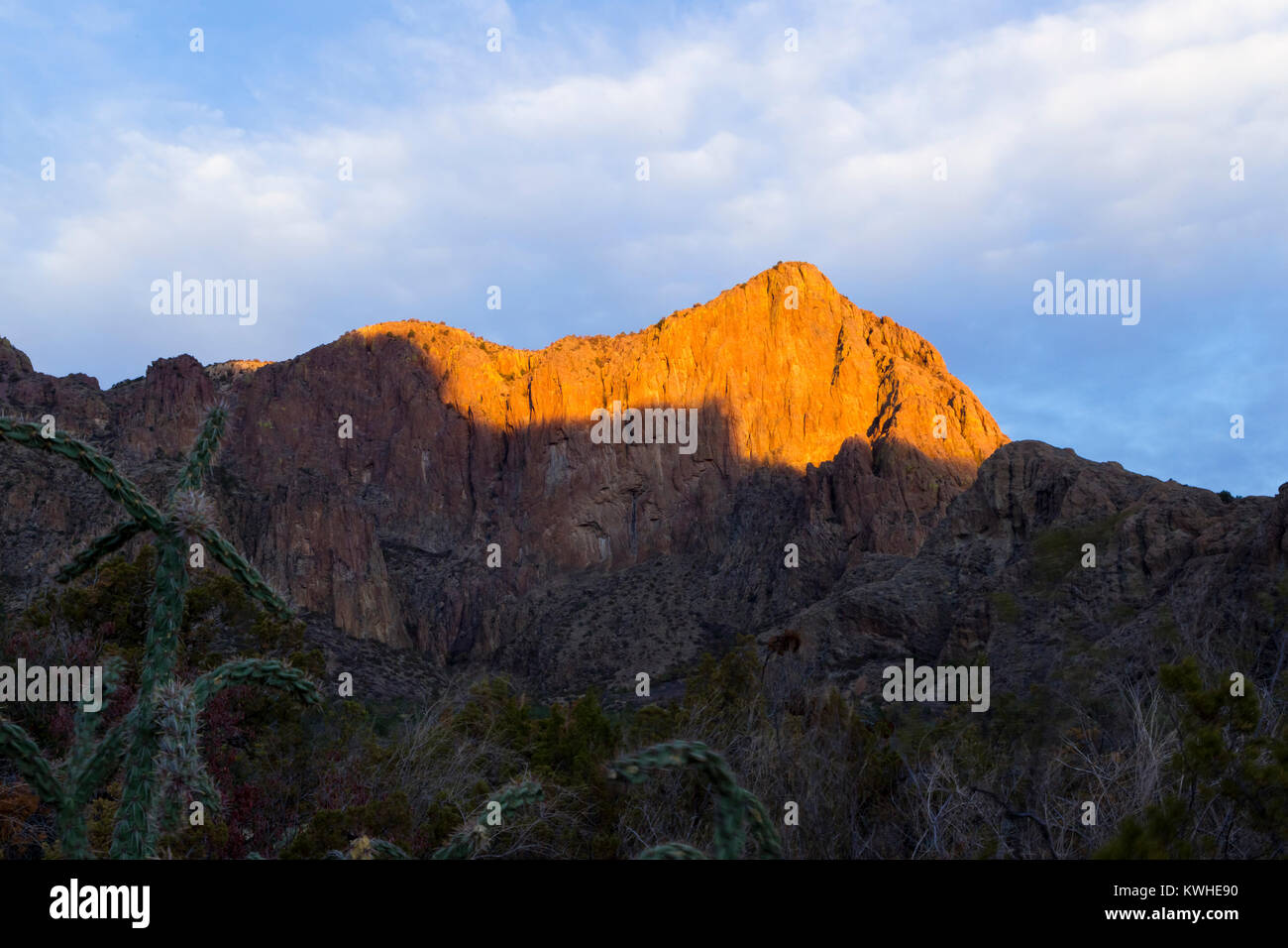 Pulliam Ridge at sunrise in Big Bend National Park, Texas Stock Photo ...