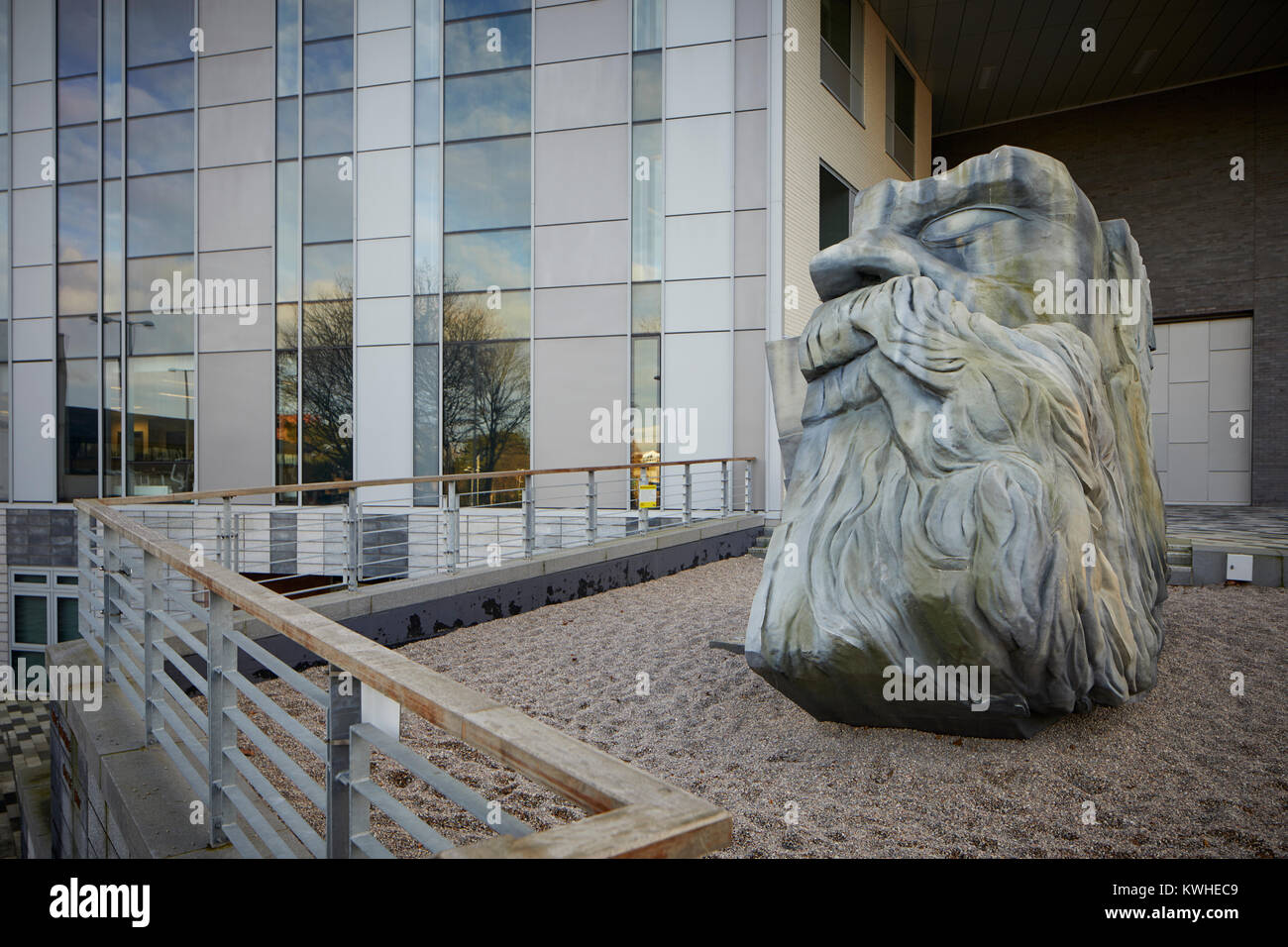 Campus outdoor wall climbing hi-res stock photography and images - Alamy