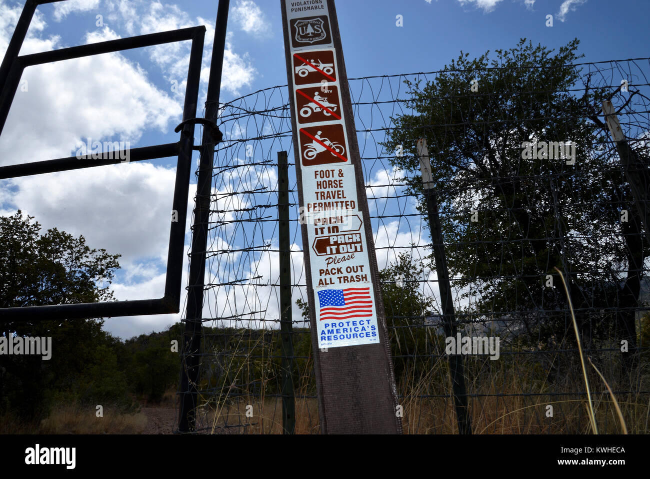 National forest service signs hi-res stock photography and images - Alamy