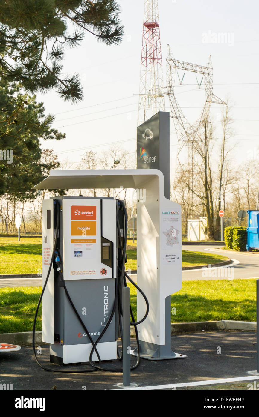 Ev Charging Stations High Resolution Stock Photography and Images - Alamy
