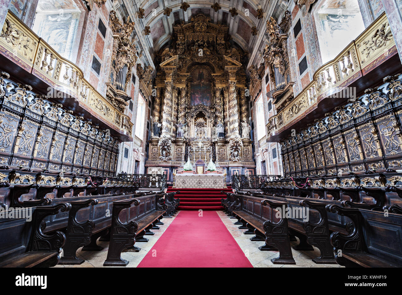 The Porto Cathedral (Se do Porto) is one of the oldest monuments and ...