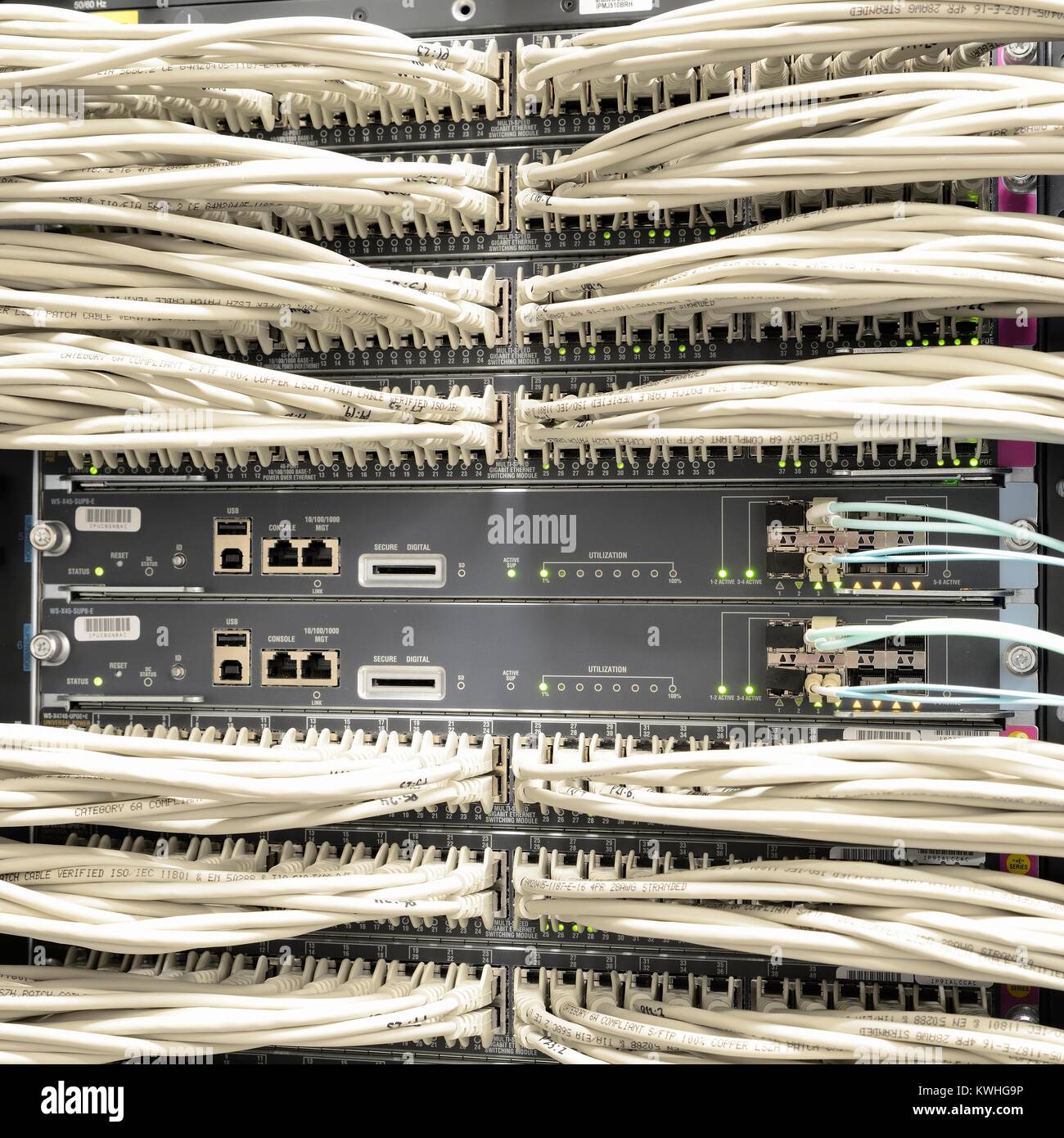 Internet cables and finance hi-res stock photography and images - Alamy