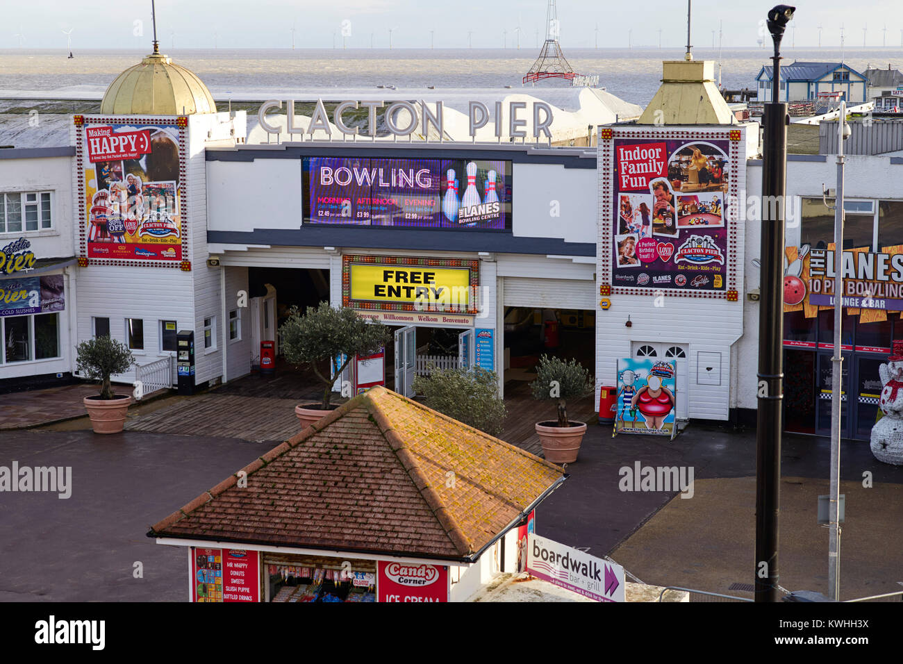 Clacton beach pier hi-res stock photography and images - Alamy
