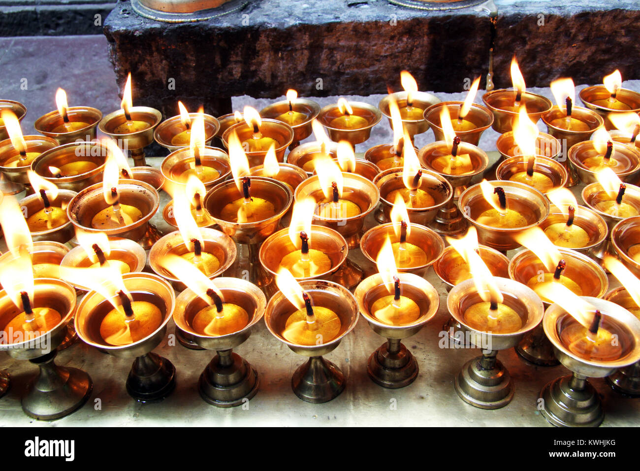 Lights on the shrine in buddhist temple Stock Photo - Alamy