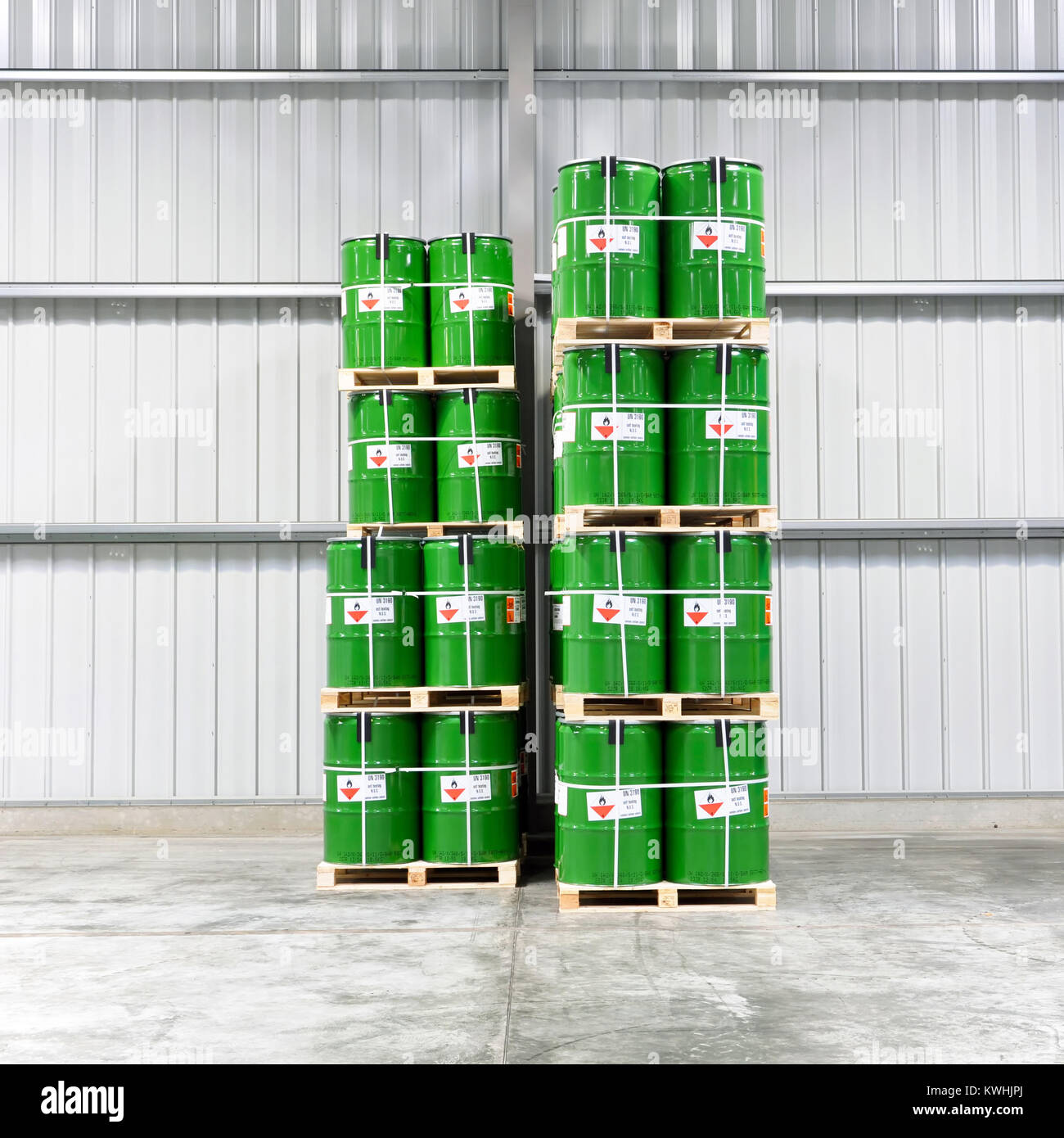 Toxic chemical barrels hi-res stock photography and images - Alamy