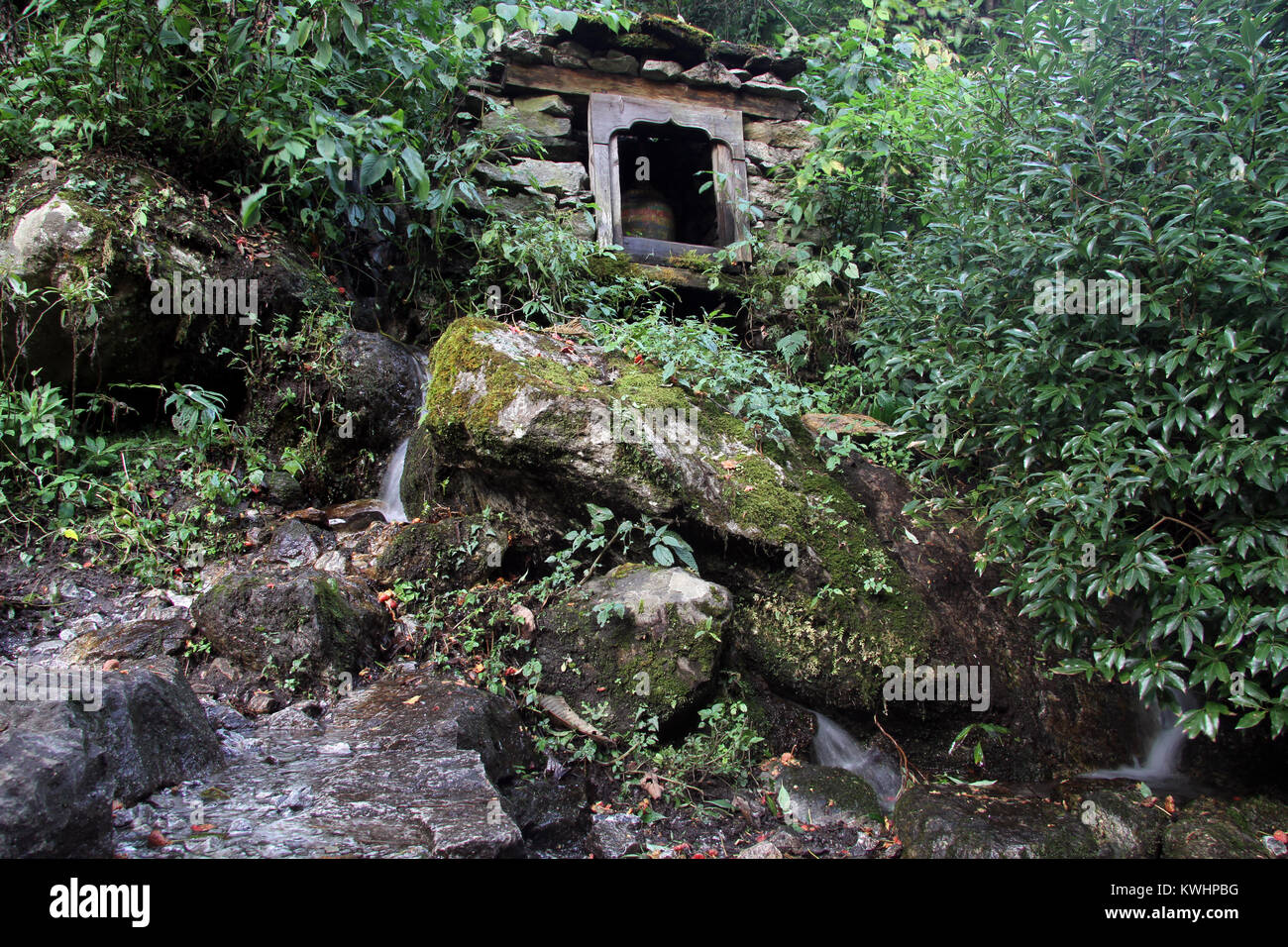 Nepal water mill hi-res stock photography and images - Alamy