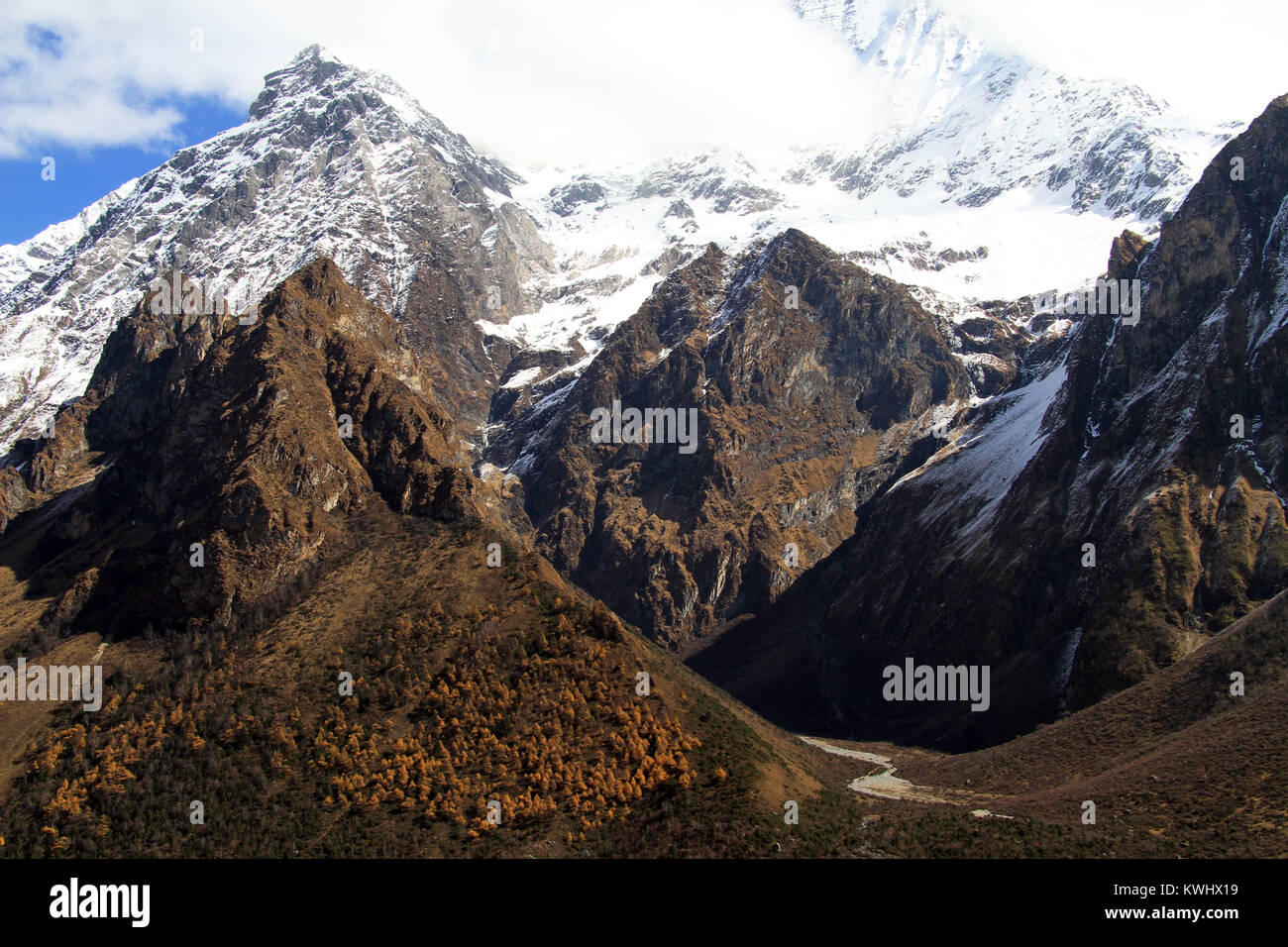 Autumn in nepal hi-res stock photography and images - Alamy