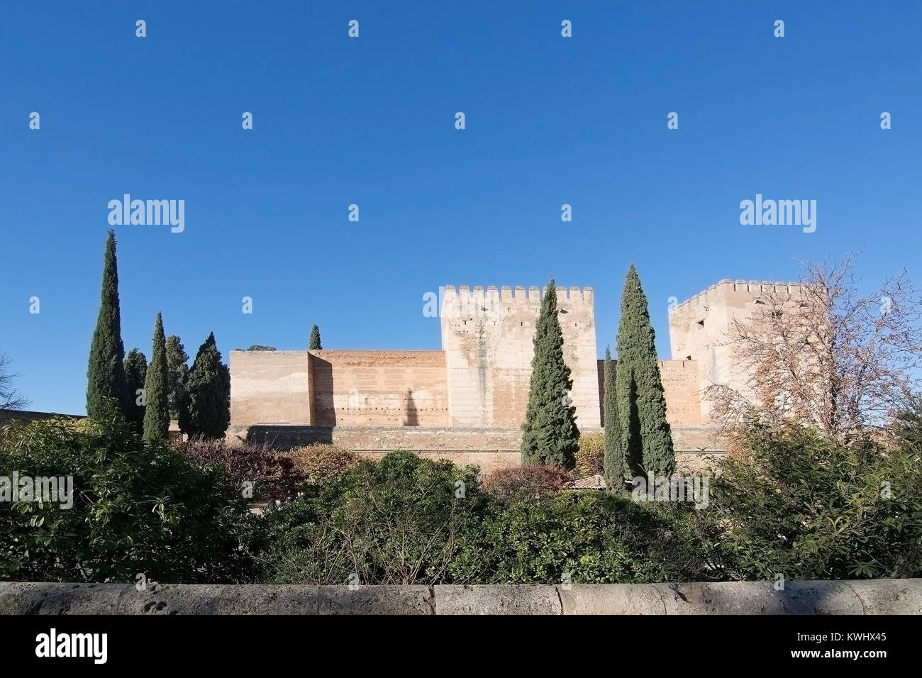 Alhambra islamic moorish palace architecture details in Granada ...
