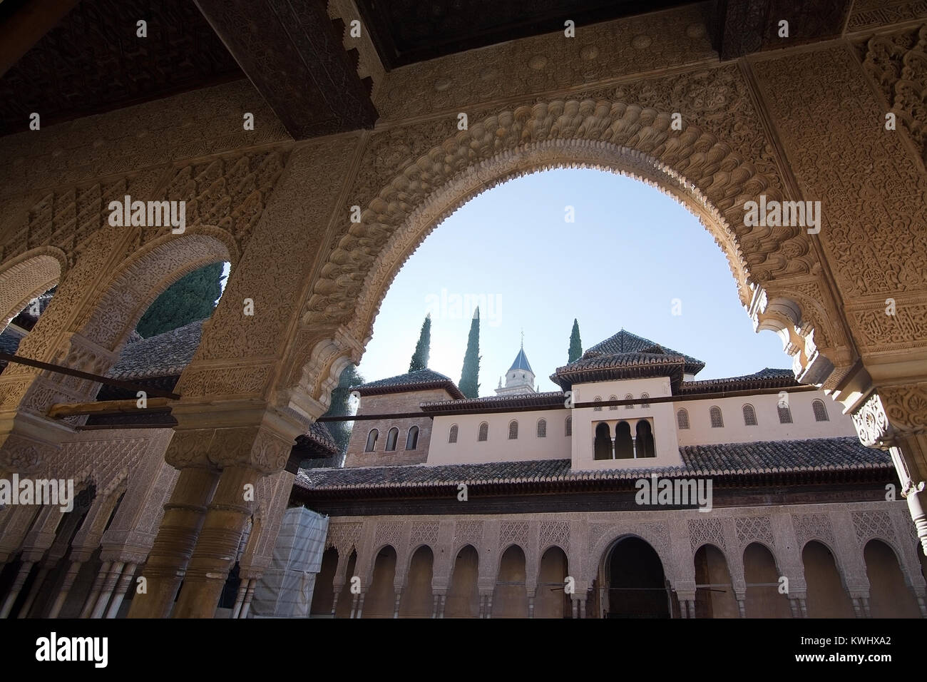 Alhambra islamic moorish palace architecture details in Granada ...