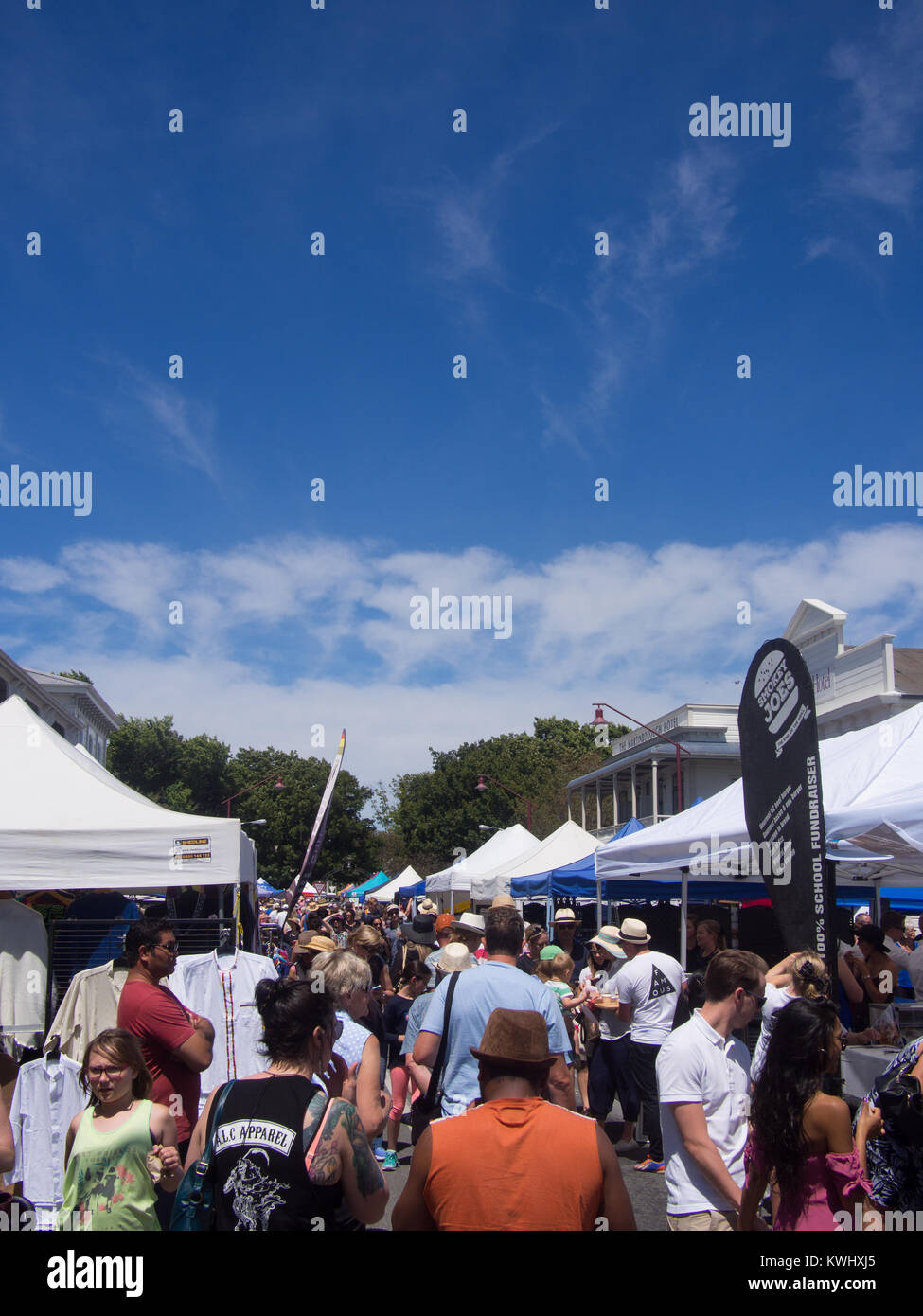 Crowded fair hi-res stock photography and images - Alamy