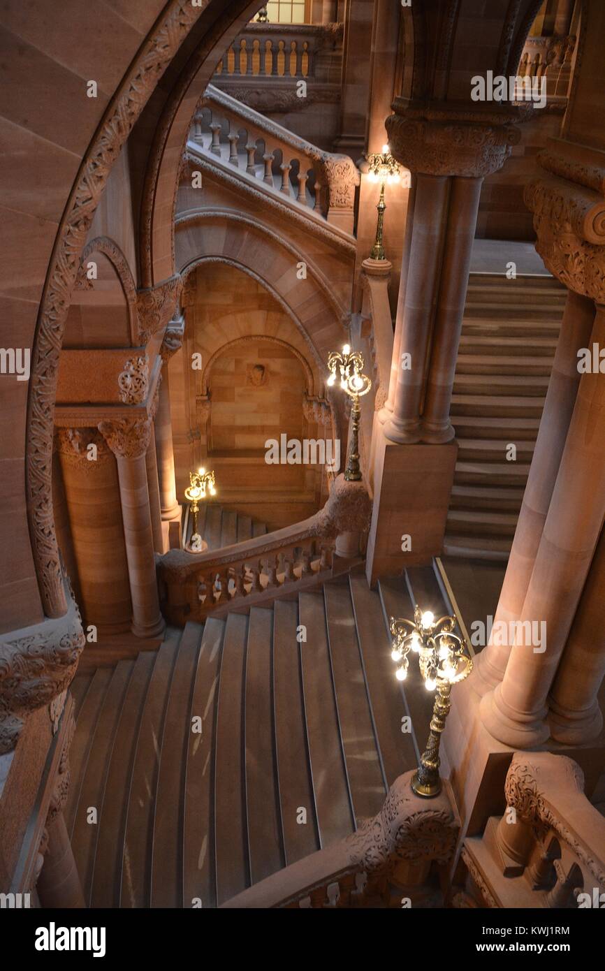 The beautiful and iconic Million Dollar staircase in the New York State ...
