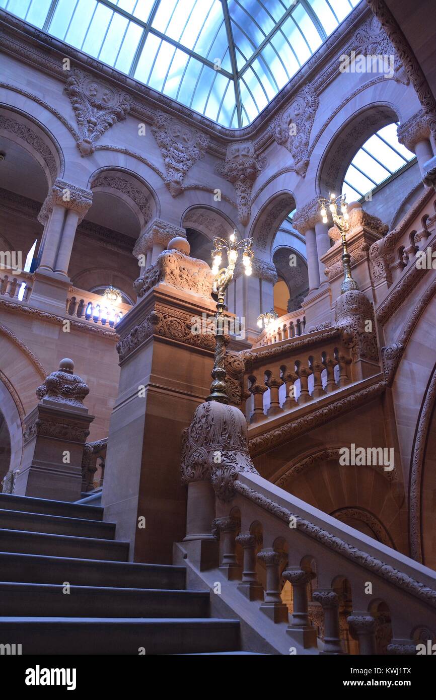 The beautiful and iconic Million Dollar staircase in the New York State ...