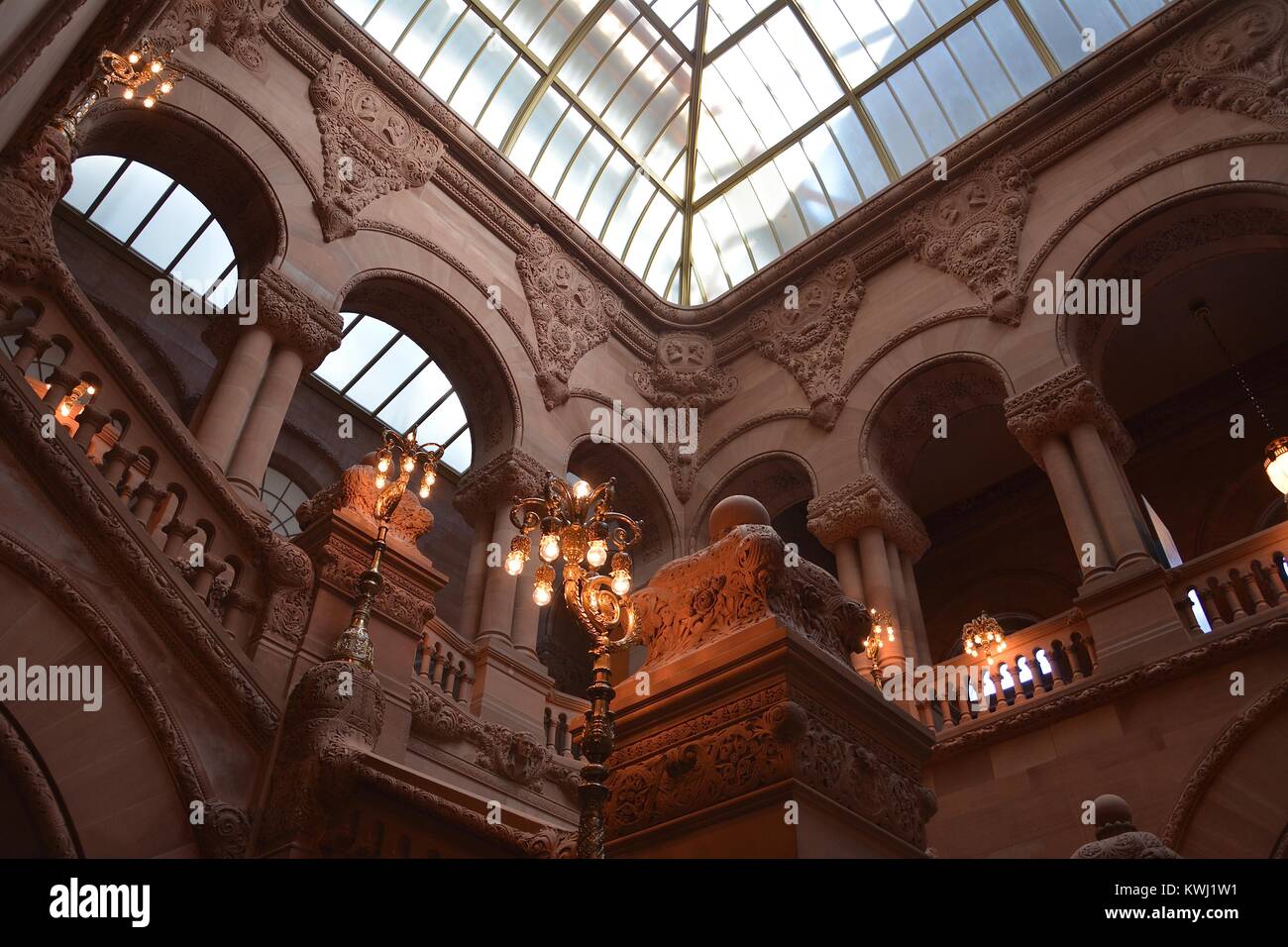The beautiful and iconic Million Dollar staircase in the New York State ...