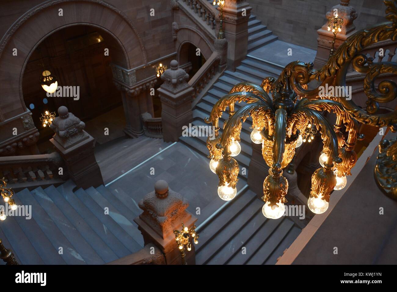 The beautiful and iconic Million Dollar staircase in the New York State ...