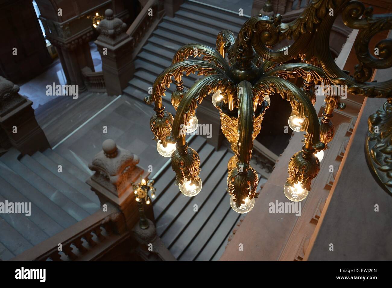 The beautiful and iconic Million Dollar staircase in the New York State ...