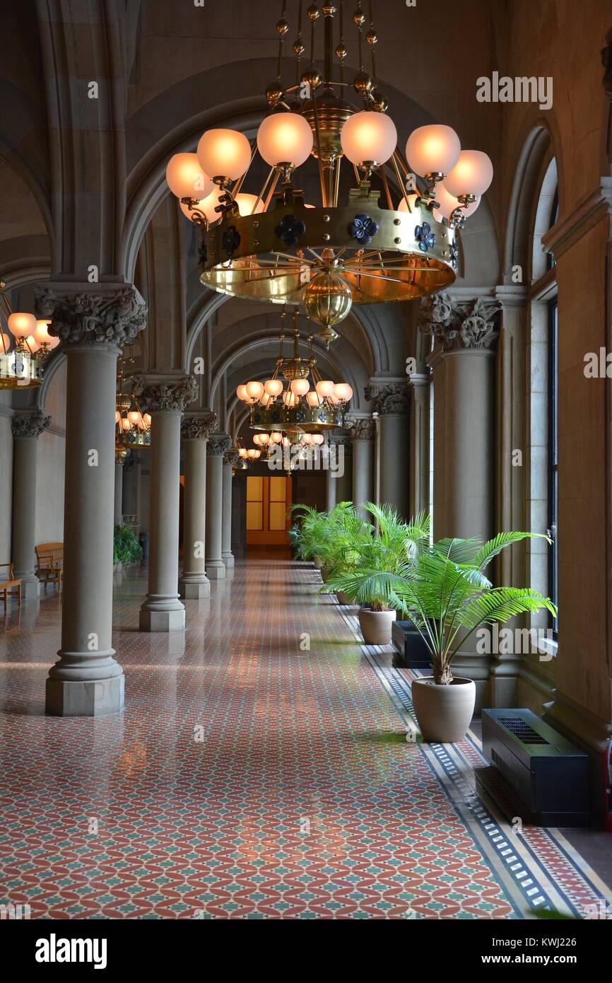 New york state capitol interior hi-res stock photography and images - Alamy